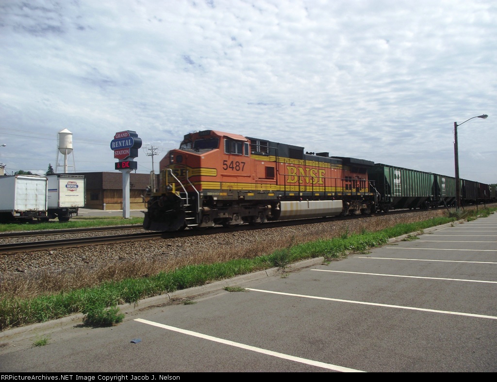 BNSF 5487 (DPU)